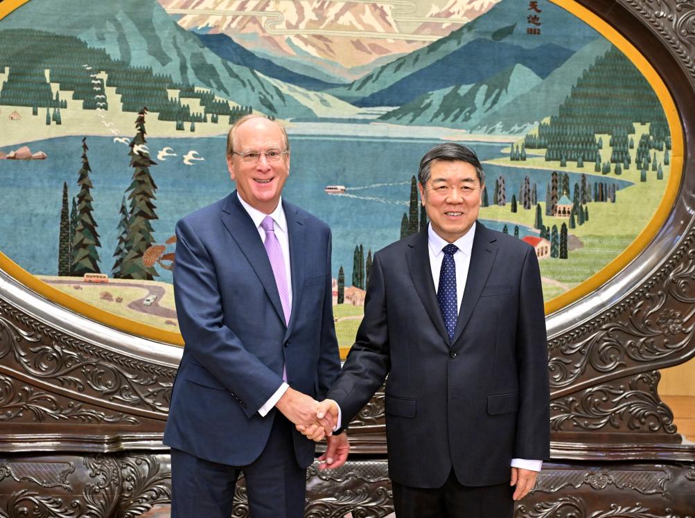 Vice primer ministro chino alienta a empresas extranjeras a profundizar ...