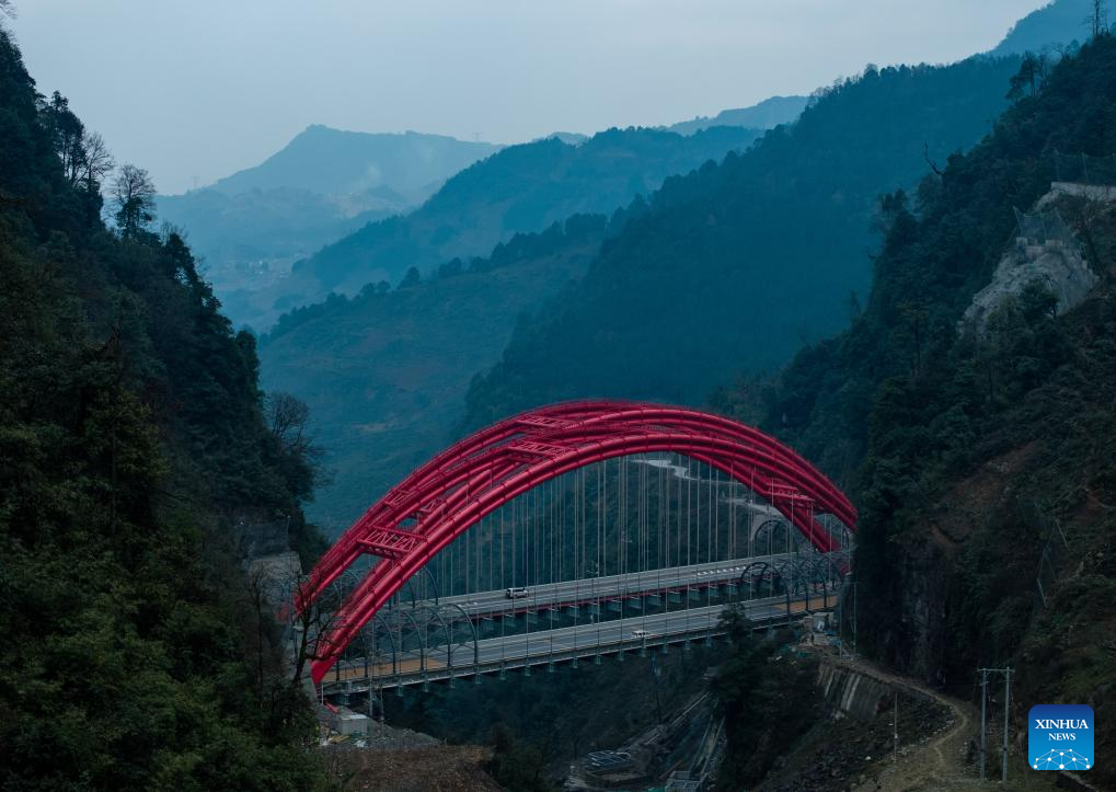 Sichuan inaugurará tramo clave de la autopista Leshan–Xichang | Spanish ...