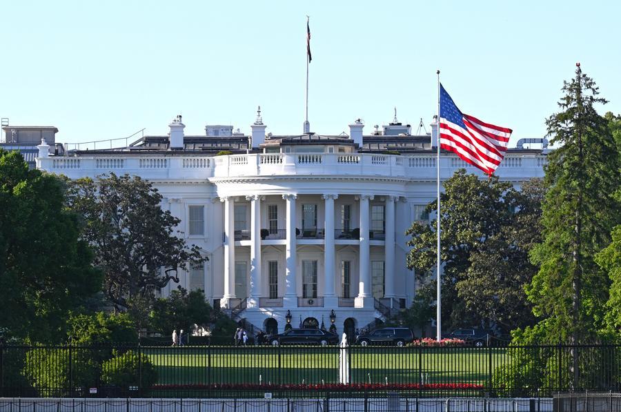 (Multimedia) Trump nombra a ex fiscal general Bondi para comité de IA ...